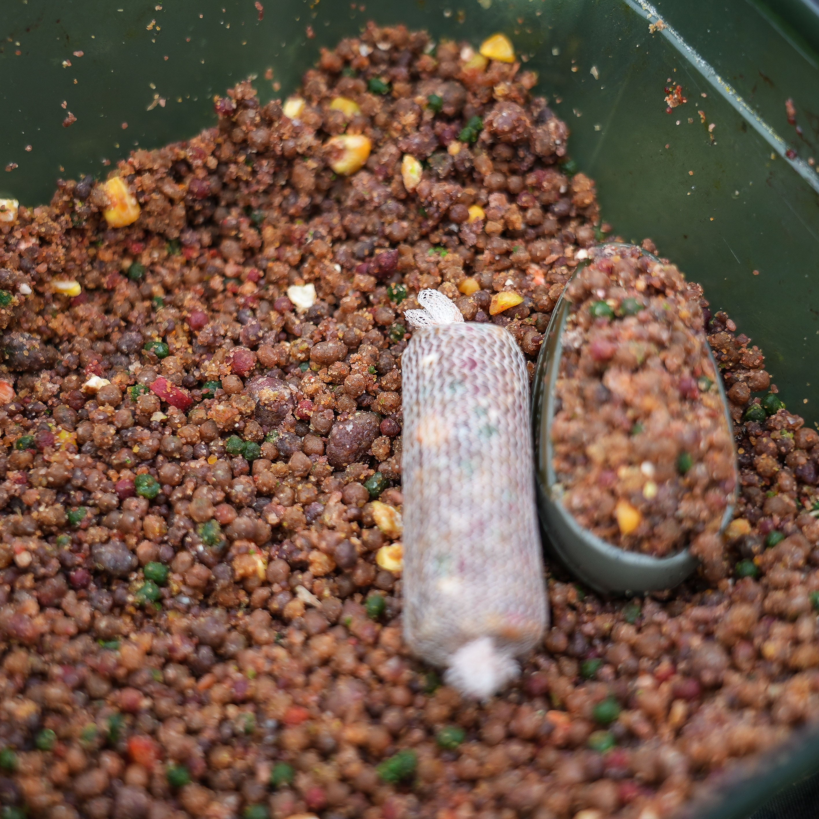 PVA Bag & Stick Mix with XXXX Fish Accelerant – Fjuka Online Store